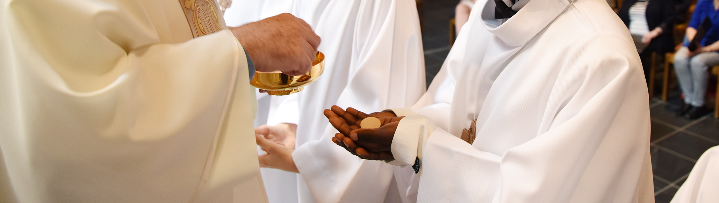 Église catholique – Fribourg - Première communion - Paroisses - Messes